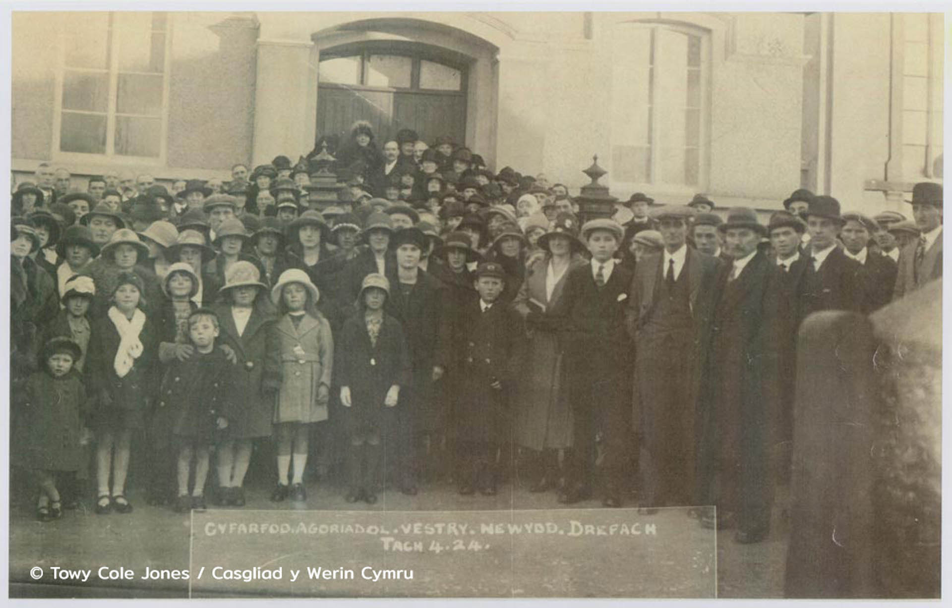 Rhwng y Ddau Ryfel Byd | Mwy o Stori'r Iaith